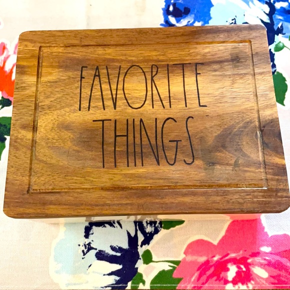 Rae Dunn | Accents | Favorite Things Trinket Box Jewelry Rae Dunn ...